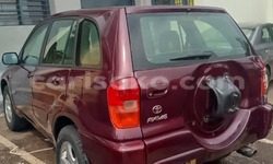 Acheter occasion voiture toyota rav4 noir à kigali, rwanda - carisoko