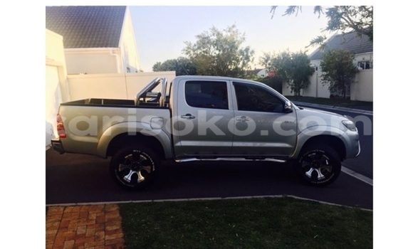 Buy used toyota hilux silver car in kigali in rwanda - carisoko